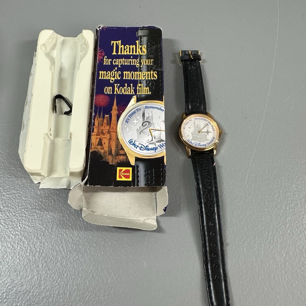 VINTAGE 25th Anniversary Disney Watch‎ Kodak 1997 Lea… - Gem